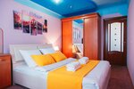 Five stars in the Sovetskom 4/5 (No:4/5, rayon Severnaya Zhilaya Chast, mikrorayon Sovetskiy), otel  Novy Urengoy'dan