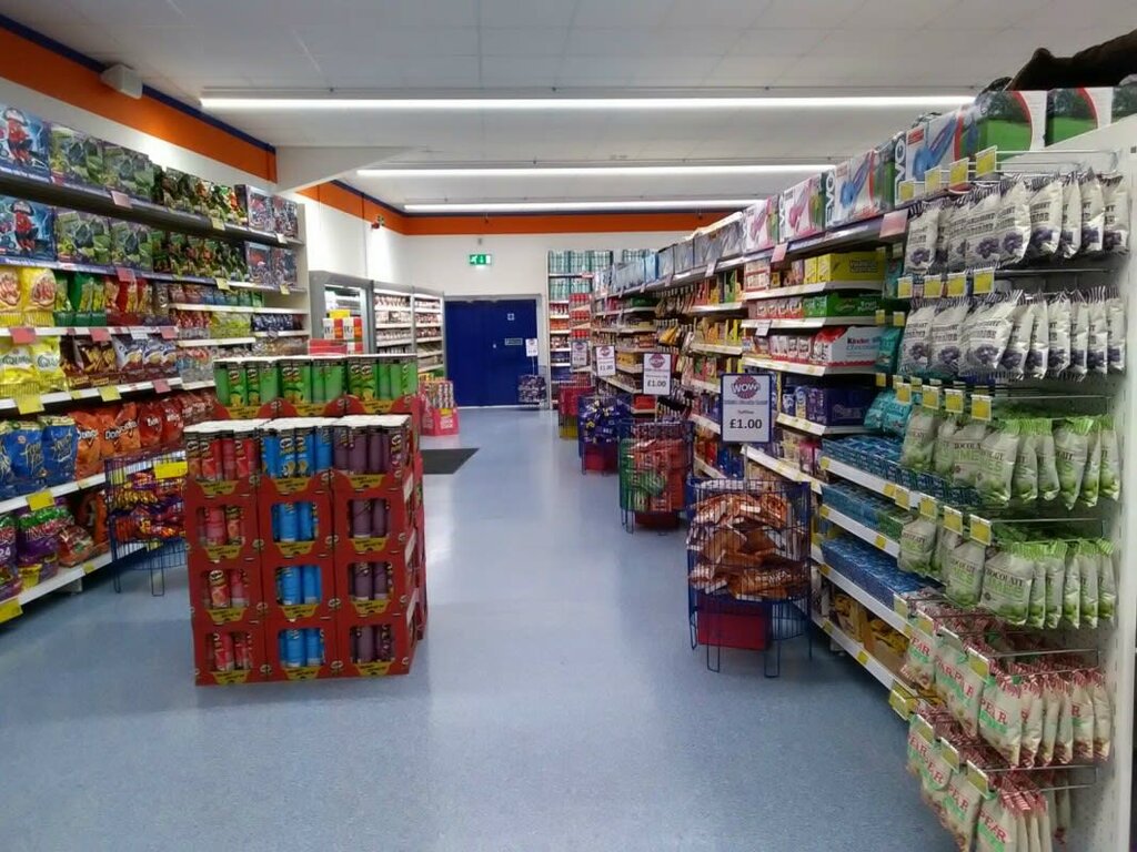 Tütün, sigara mağazaları B&m Store, Gwynedd County, foto