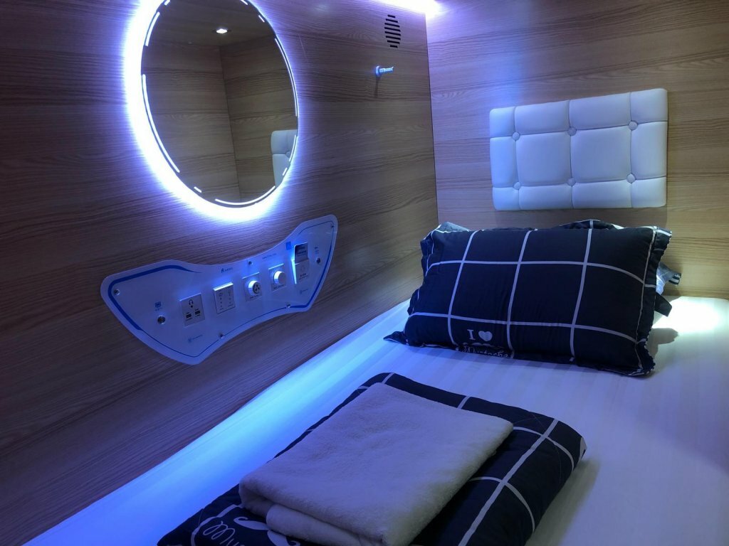Otel Capsule Pod Aljunied, Singapur, foto