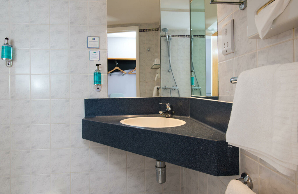 Otel Holiday Inn Express Southampton - West, İngiltere, foto