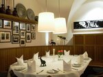 Hotel Elefant (Salzburg, Stadt Salzburg, Sigmund-Haffner-Gasse), otel  Salzburg'dan