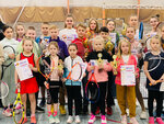 Физкультурно-оздоровительный комплекс (ulitsa Pavlova No:26), çok amaçlı spor tesisleri  Yujnouralsk'tan