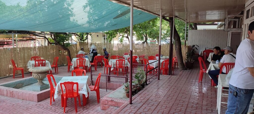 Kafe Lazar's Kuksi, Taşkent, foto