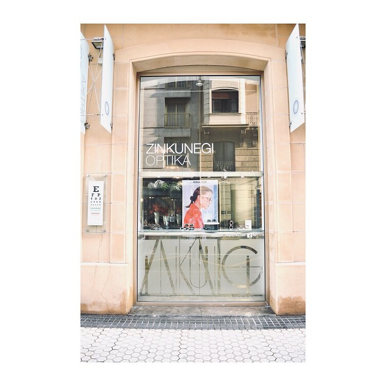 Optik Zinkunegi Óptika, San Sebastian, foto