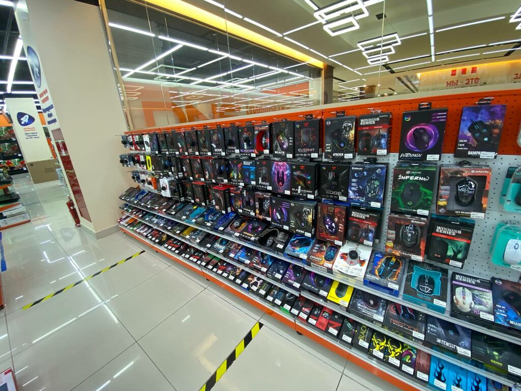Bilgisayar mağazaları DNS, Moskova, foto