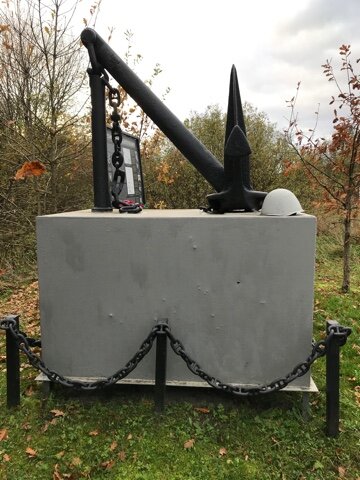 Anıt, heykel Памятник Шлиссельбургскому десанту 1941 г., Saint‑Petersburg ve Leningradskaya oblastı, foto