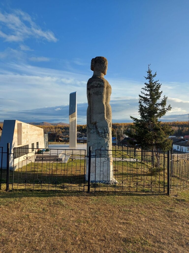 Anıt, heykel Мемориал Великой Отечественной войны, Tuva, foto