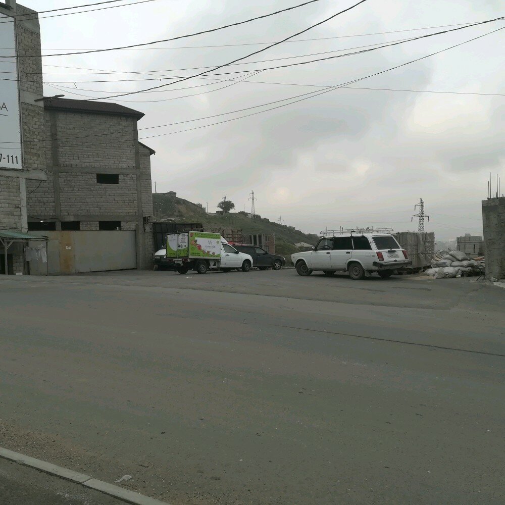 Otoparklar Parking lot, Makhachkala, foto