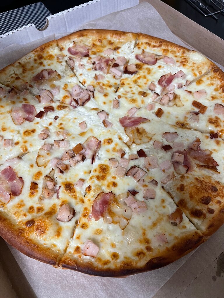 Pizzacılar Lion Pizza, Sredneuralsk, foto