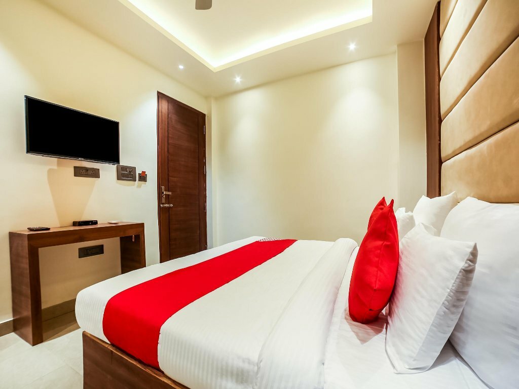 Otel Status Home Stay by Oyo Roos, Dehradun, foto