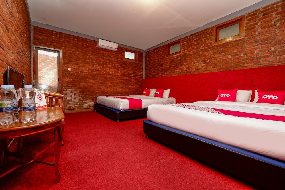 Otel Oyo Capital O 1808 New Bandungan Indah, , foto
