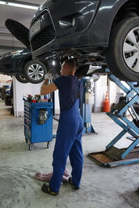 Autoservice Genstar (Zatyshna Street No:7Б), otomobil servisi  Kiev'den