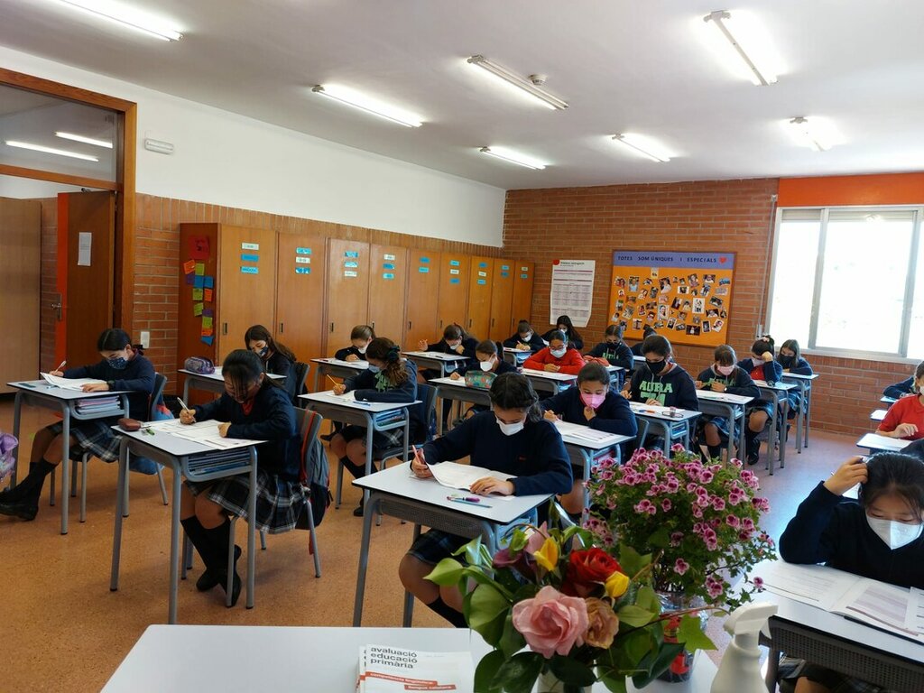 Özel okul Institució Tarragona - Aura, Katalonya, foto