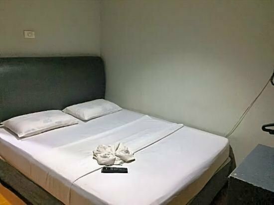 Otel 67th Boulevard Pension House, , foto