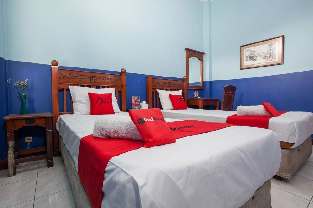 Otel Griyo Mulyo Hotel Surabaya by RedDoorz, Surabaya, foto