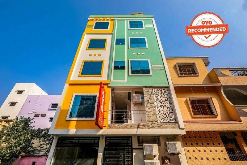 Otel Oyo Flagship 64312 Joy Palace Gangadevi nagar, Indaur, foto