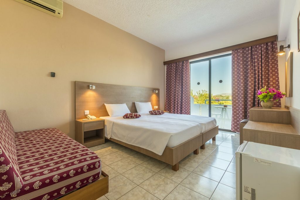 Otel Hotel Tina Flora, Dünya, foto