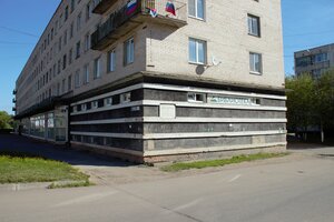 Anıt levhası, anıt taş Памяти Героя Советского Союза летчика Михаила Дмитриевича Баранова, Slantsy, foto