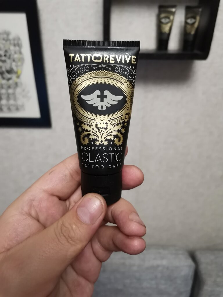 Dövmeciler Tatoo black-fish, Cherepovets, foto