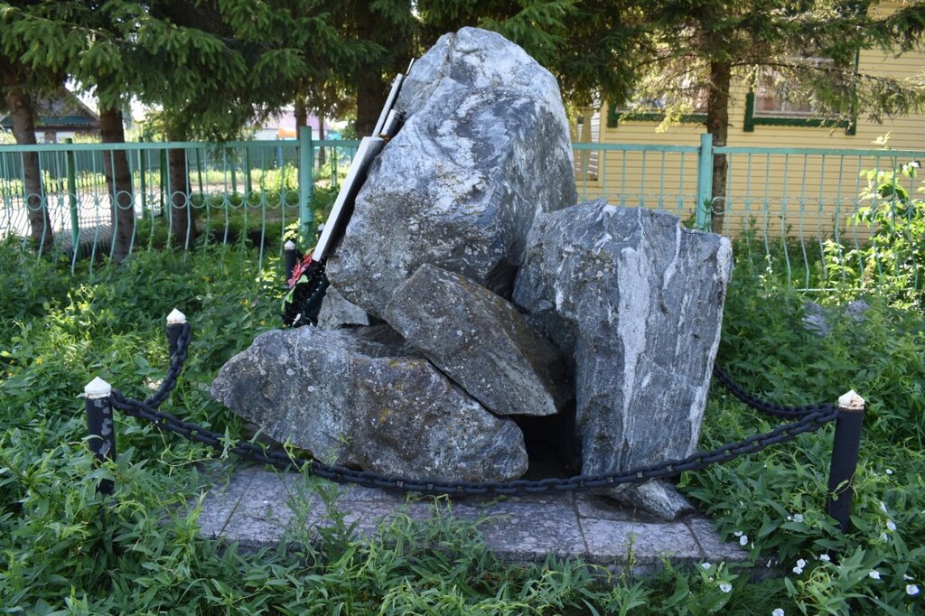 Anıt, heykel Воинам-землякам, погибшим на фронтах Великой Отечественной войны, Tataristan, foto