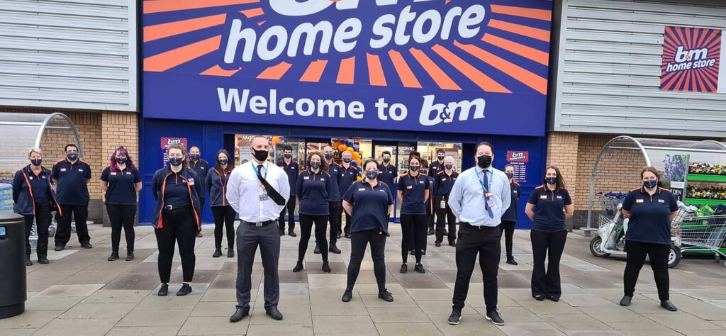 Şans oyunları B&m Home Store with Garden Centre, İngiltere, foto