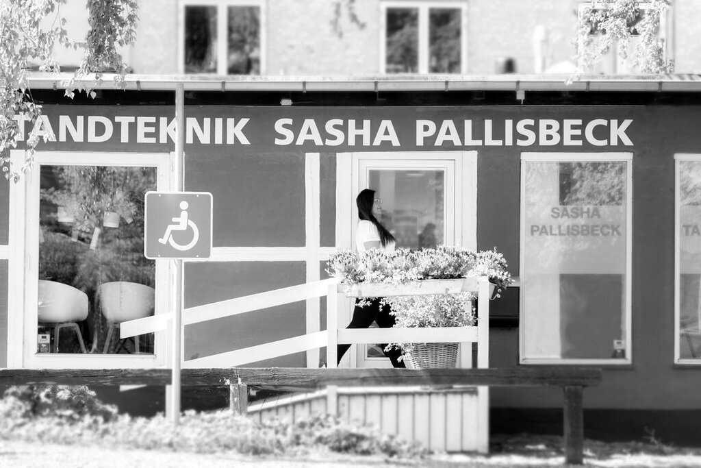 Özel ağız ve diş sağlığı klinikleri ve muayenehaneleri Roskilde Tandteknik Klinisk Tandtekniker Sasha Pallisbeck ApS, Roskille, foto