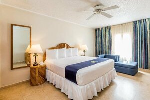 Caribbean Palm Village Resort (Palm Beach No:43), otel  Noord'dan