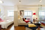 Altido Color-block studio w/workspace &free parking at the heart of Santa Catarina (Rua do Poço dos Negros No:156), kısa süreli konaklama  Lizbon'dan