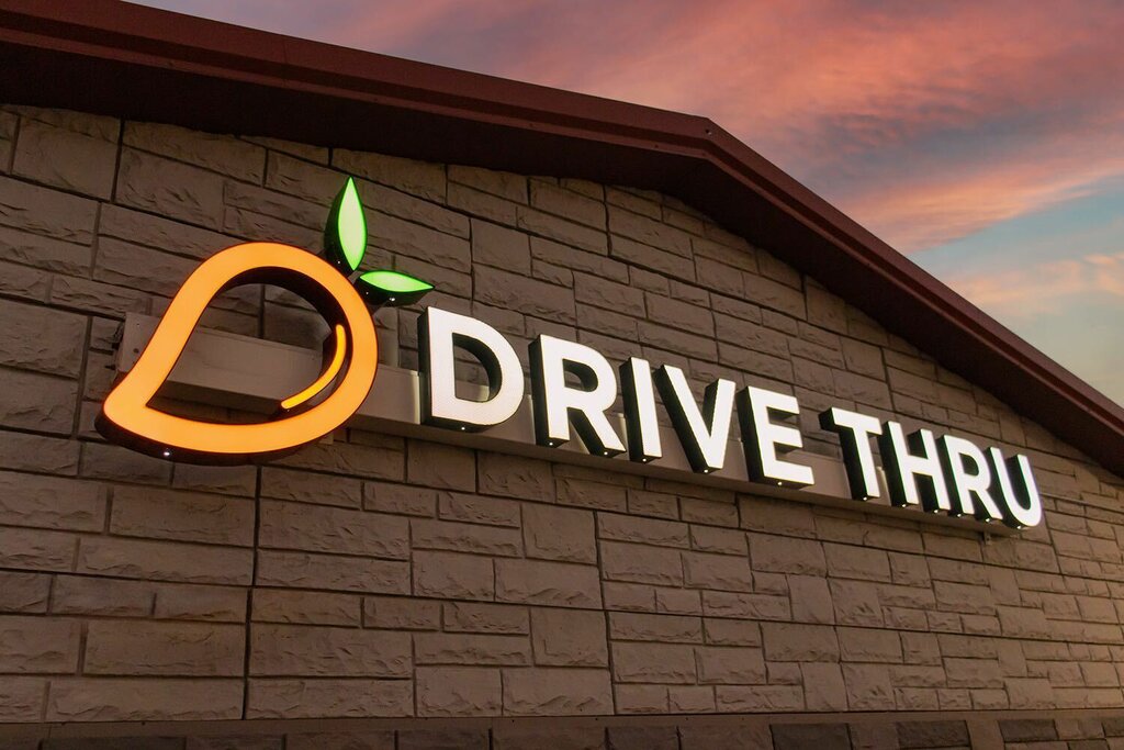 Alternatif tıp merkezleri Mango Cannabis Medical Weed Dispensary Lyons Park, Oklahoma City, foto