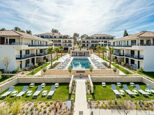 Evancy Vence - Les Jardins d'Azur (Provence-Alpes-Côte d'Azur, Alpes-Maritimes, Arrondissement de Grasse, Vence, Chemin de la Sine), otel