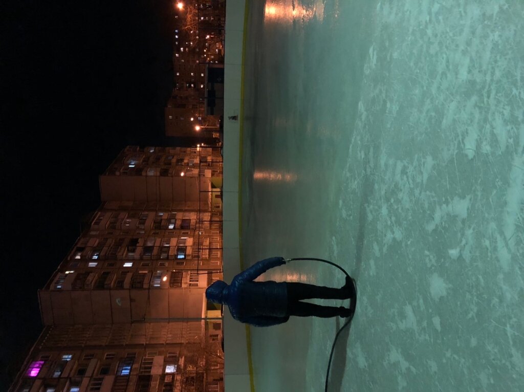 Buz pateni pistleri Ice rink, Perm, foto