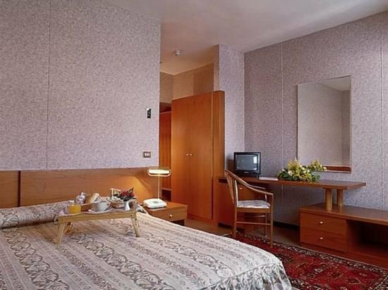 Otel Hotel Astor Piacenza, Piacenza, foto