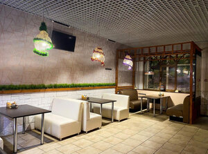 Golden Horse (Sovetskaya ulitsa No:117), kafe  Atkarsk'tan