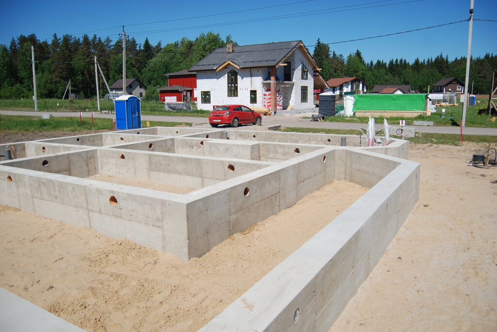 i̇nşaat firmaları Architectural And Construction Production, Kirovsk, foto