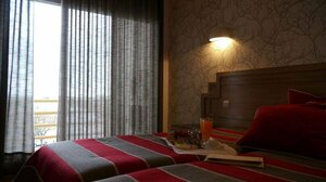 Hotel Melius (Beja, Cuba, Largo Fialho de Almeida), otel  Beja'dan