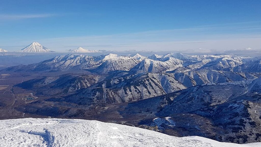 Dağ zirvesi Гора Горелая 1237 метров, Kamçatski krayı, foto