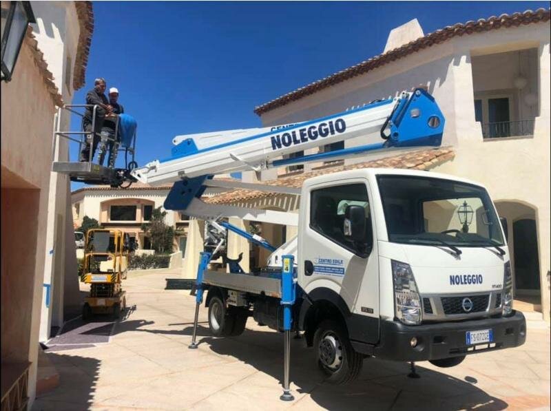 Kaplama hizmetleri Centro Edile Olbia, Sardunya, foto