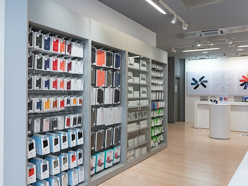 Telekomünikasyon ekipmanları C&c Cagliari - Rivenditore Apple, Cagliari, foto