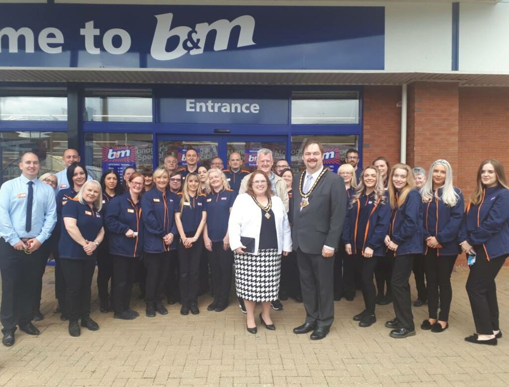 Şans oyunları B&m Store, İngiltere, foto