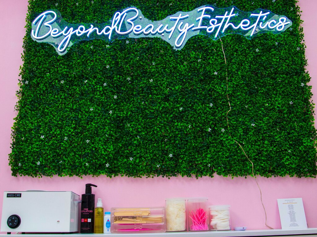 Kuaförler Beyond Beauty Esthetics, Tennessee Eyaleti, foto