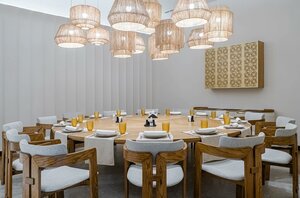 Nakhchivan Restaurant (Parlament Avenue No:72), restoran  Bakü'den