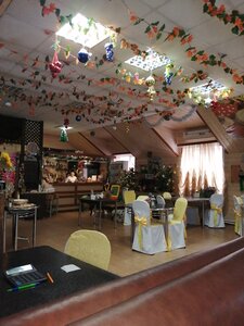 Arzu (ulitsa Uritskogo No:81, Istra), kafe  İstra'dan