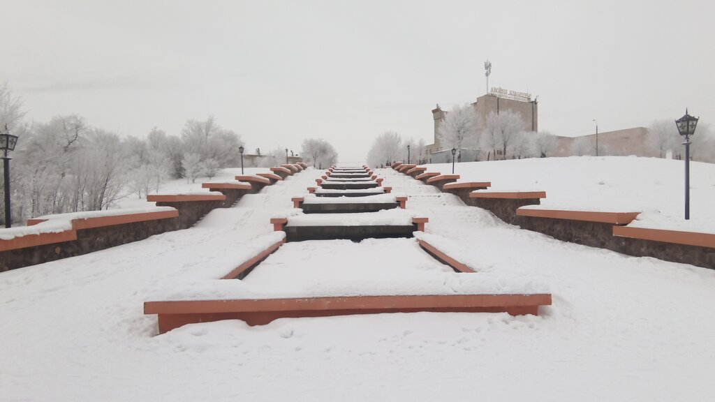 Çeşme Каскад фонтанов, Magnitogorsk, foto