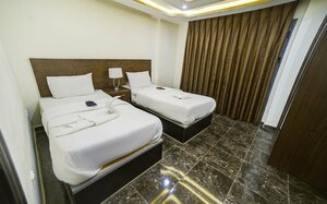 Taj Hotel (Aqaba, Ar-Razi Street 18), otel  Akabe'den