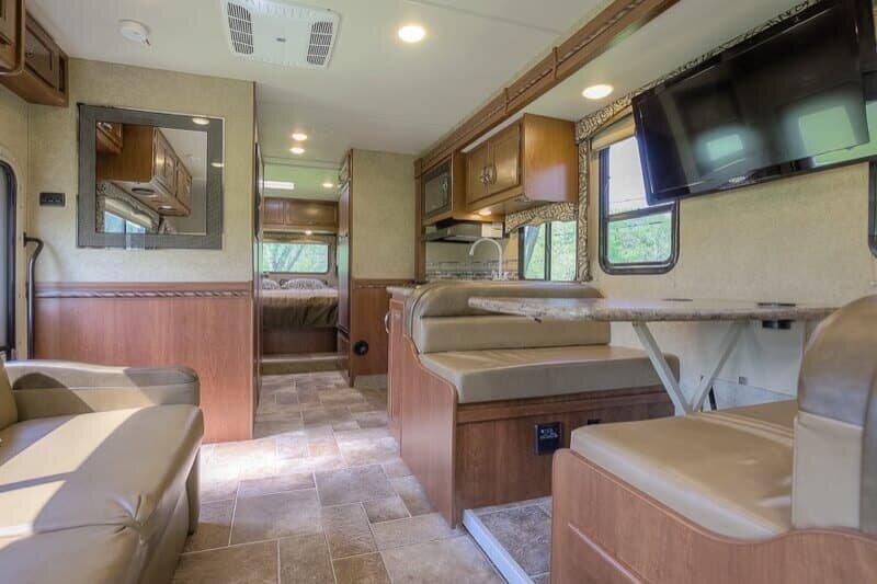 Karavan Unlimited Rv, Knoxville, foto