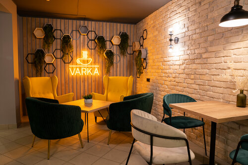 Kahve dükkanları Varka, Minskaya oblastı, foto