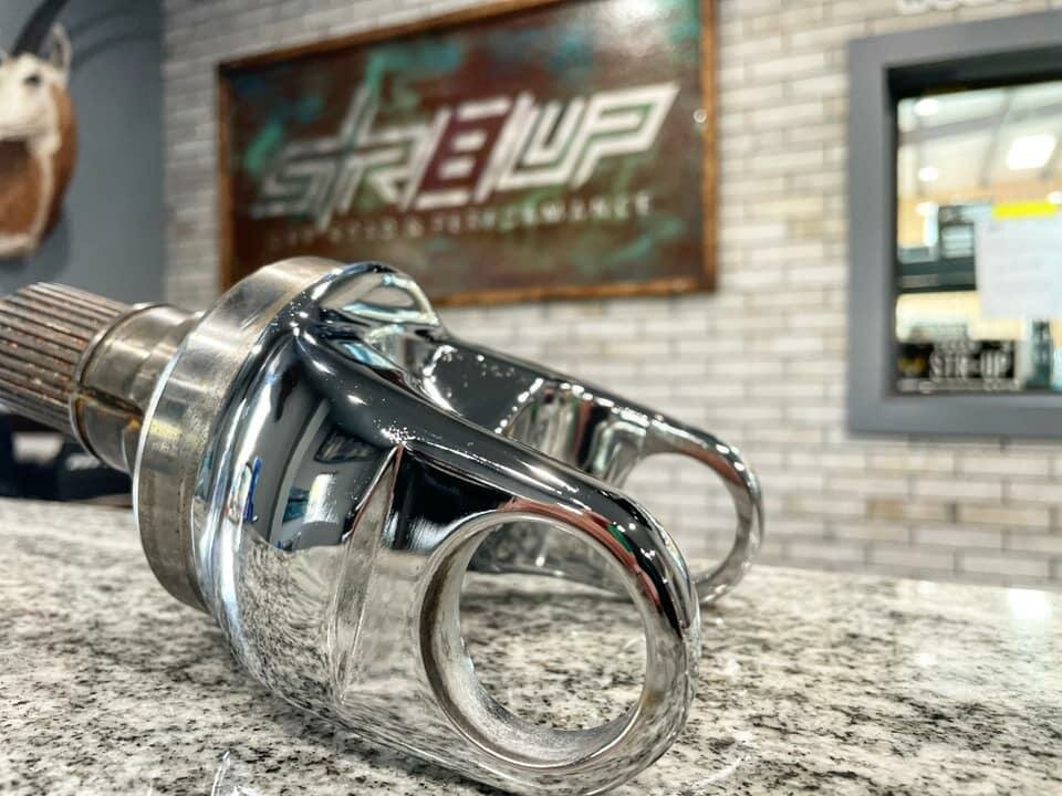 Kamyon ve ağır vasıta satış ve servis firmaları Str8up Offroad & Performance, Texas, foto