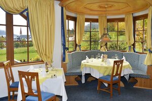 Hotel Residenz Hochland (Wettersteinstraße No:184, Seefeld in Tirol), otel  Tirol'den