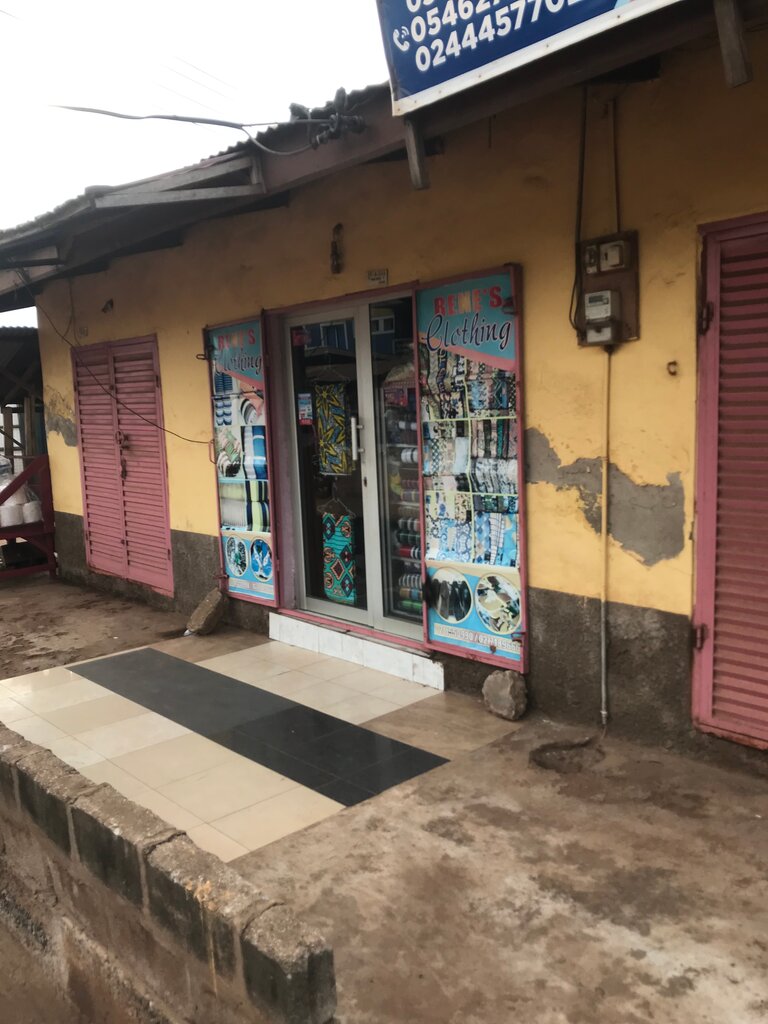 Moda evleri Rene's Clothing, Dünya, foto