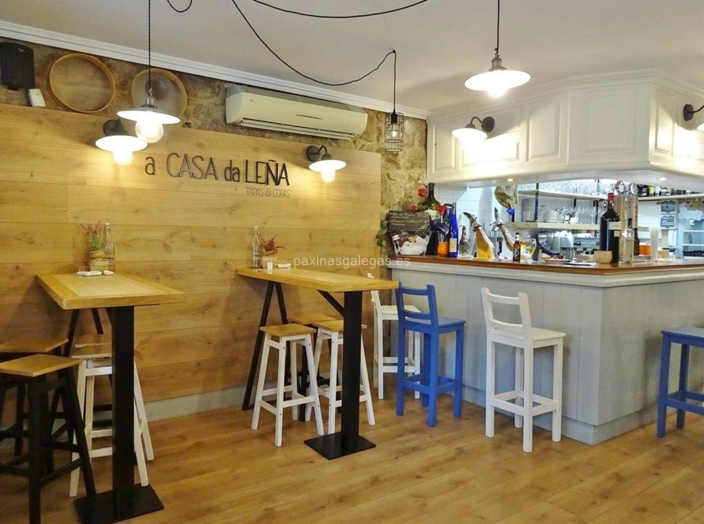 Bar A Casa da Leña. Jamonería EN cambados, , foto